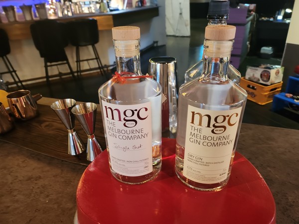 "진 더 이상 섞어 마시는 술 아냐"…호주 MGC 진, 편견 깨기 나섰다